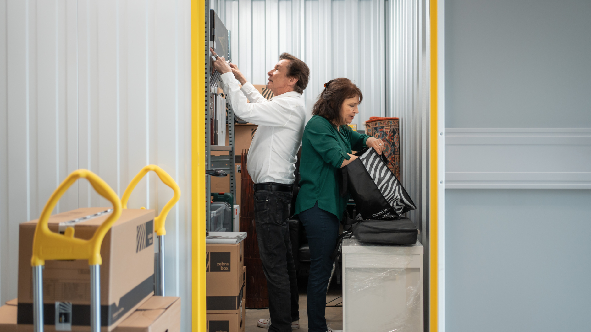 Self storage in Barcelona Sants-Badal | zebrabox.es